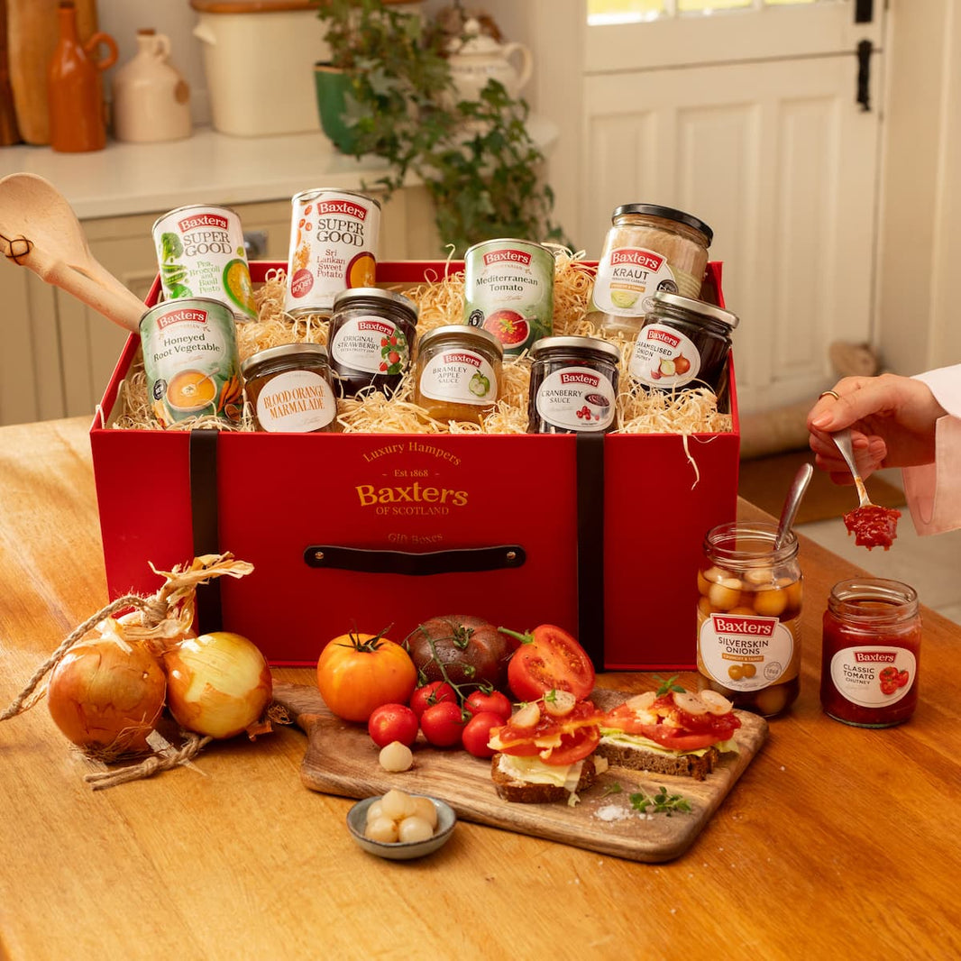 Scottish Hampers – Gift Boxes from Scotland’s Iconic Food Brand